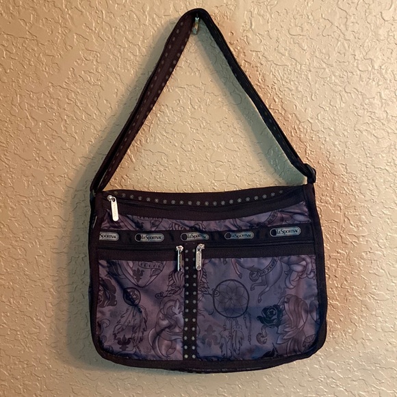 Lesportsac | Bags | Lesport Black Tattoo Print Deluxe Expandable ...